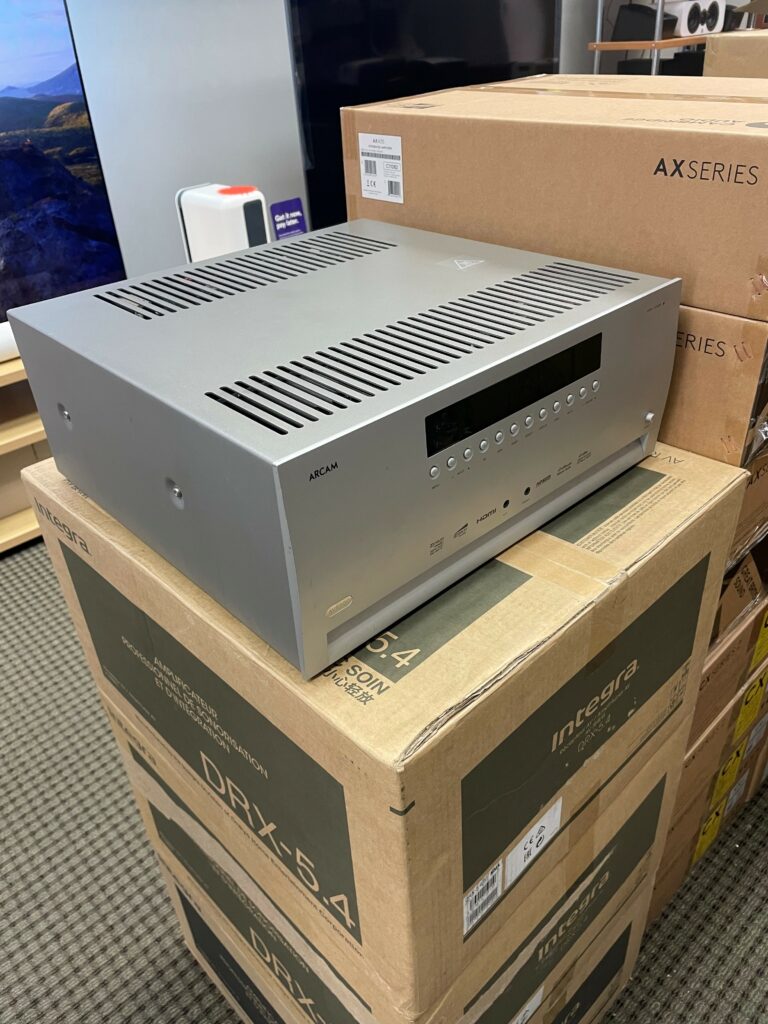 Arcam AVR600 - AV World - Auckland HiFi Store