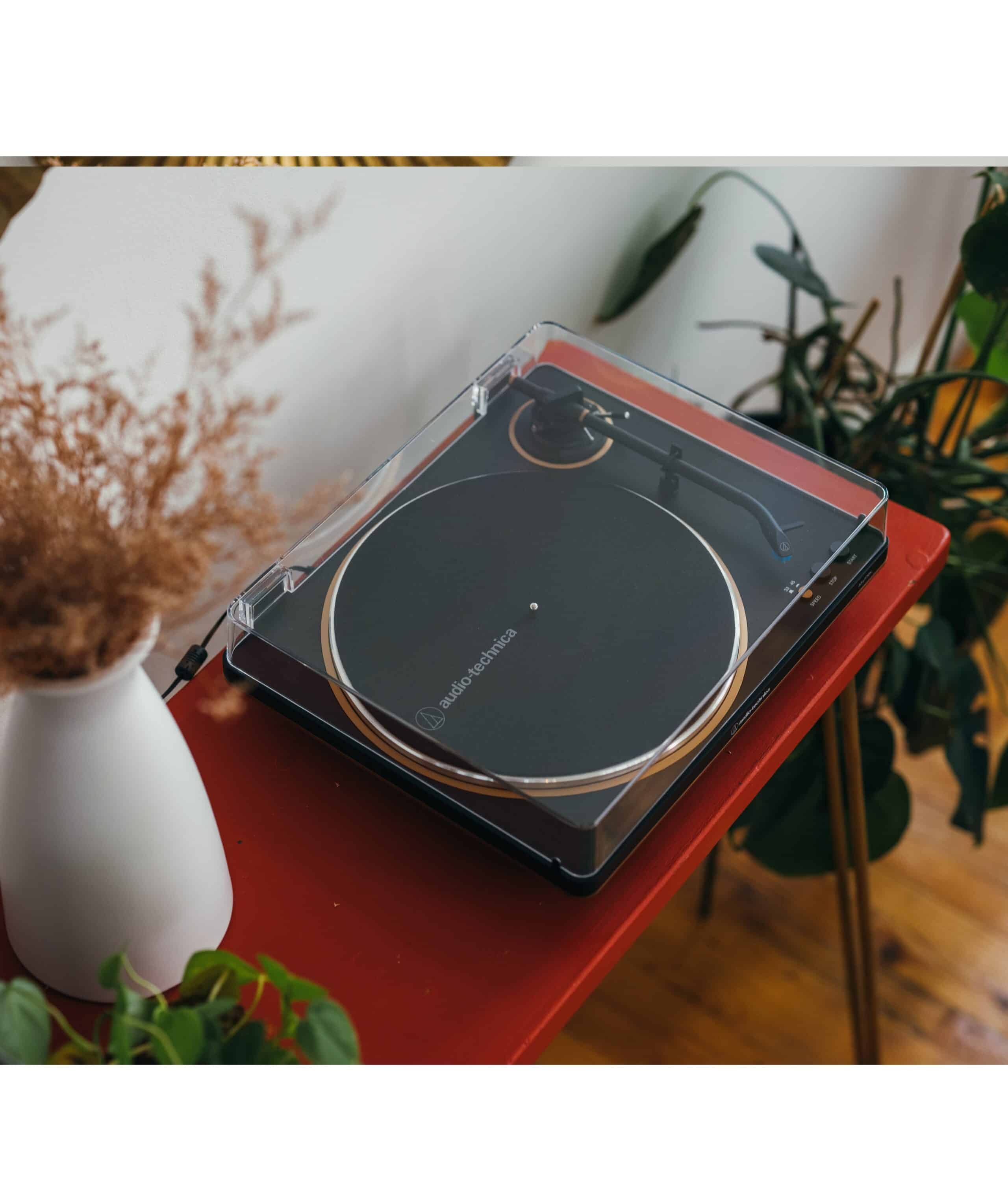 Audio-Technica AT-LP70X Belt-Drive Turntable - AV World - Auckland HiFi ...